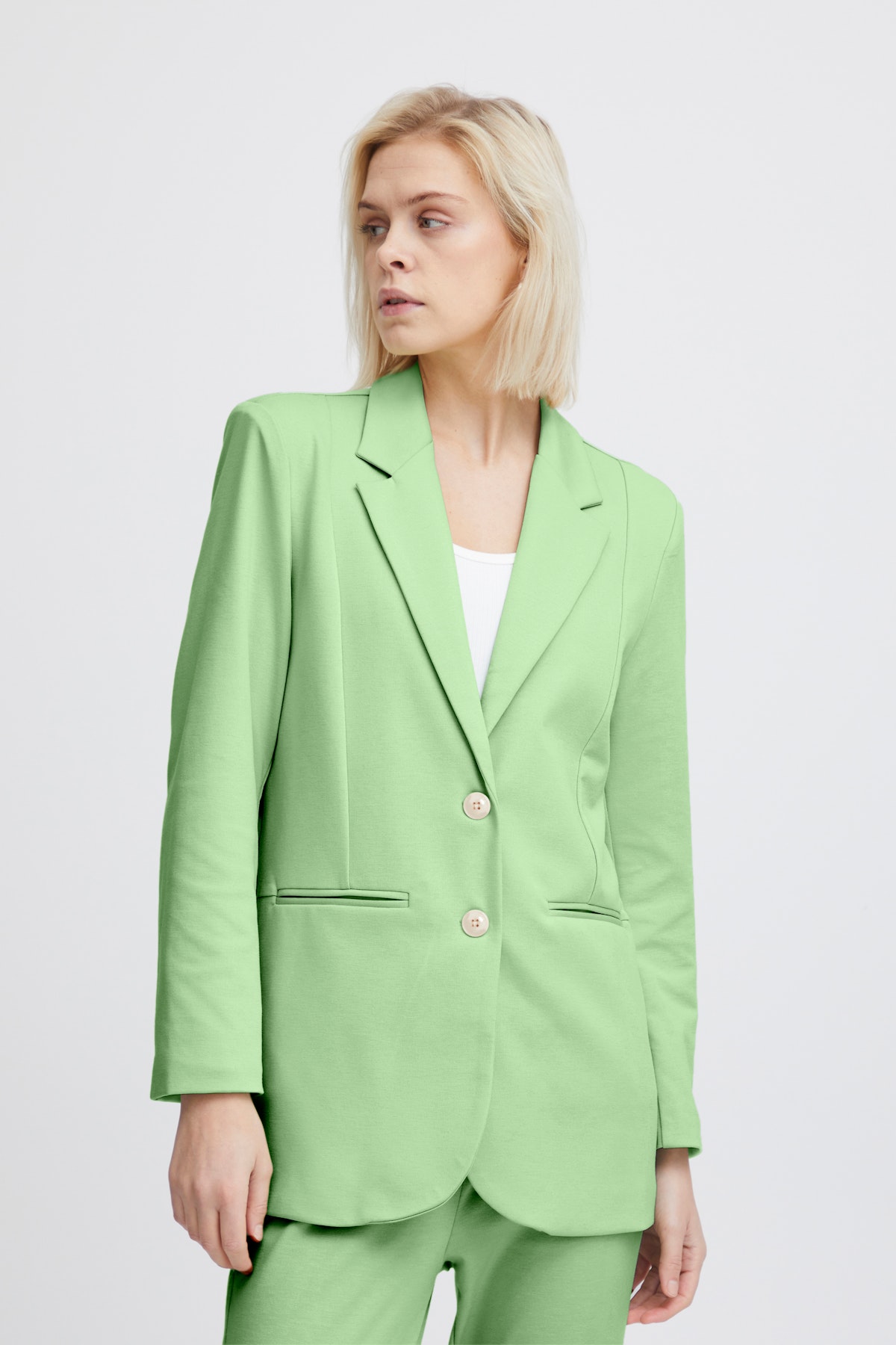 IHKATE Blazer in sprucestone colour | ICHI