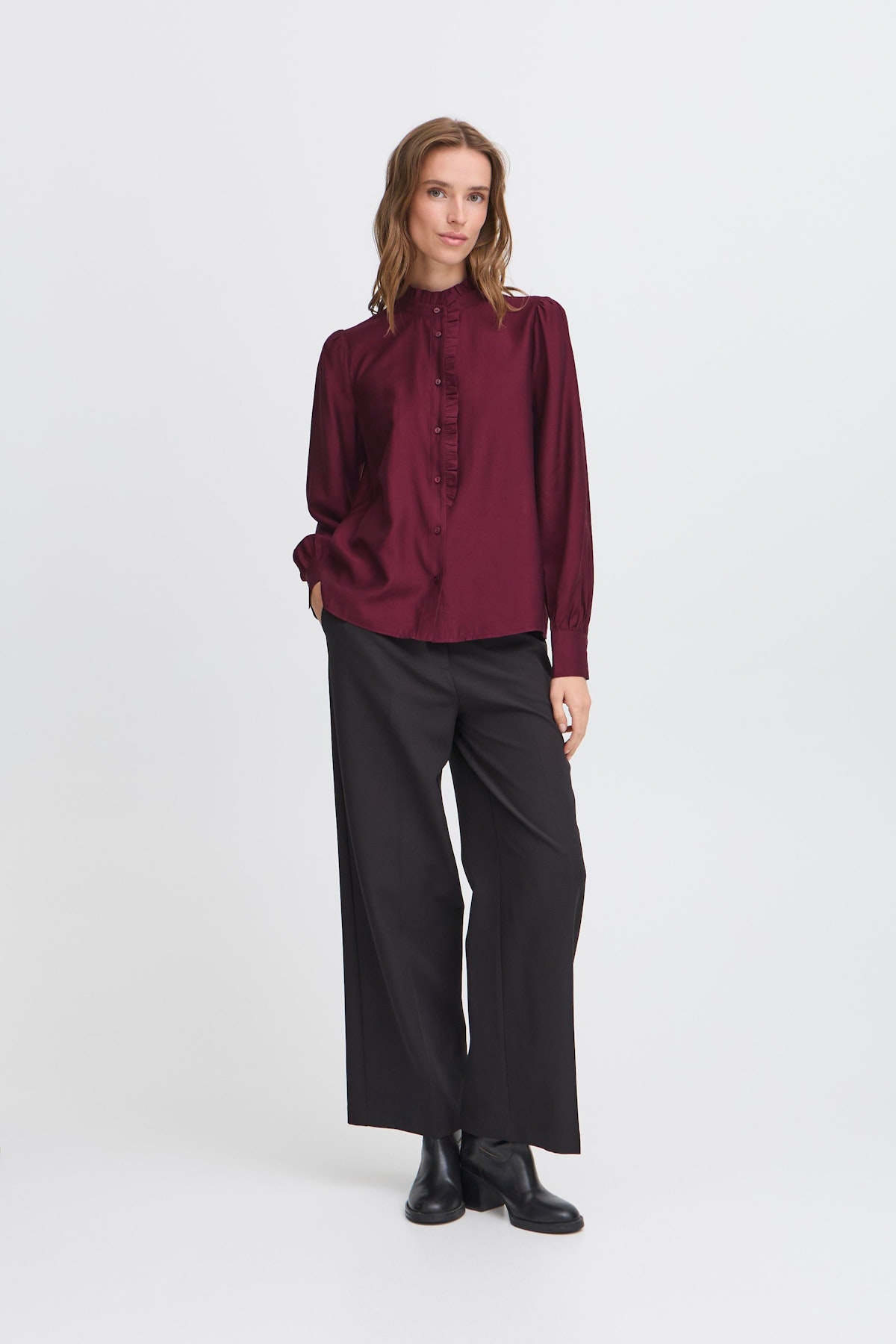 IHKARLANI Shirt in port royale viscose | ICHI