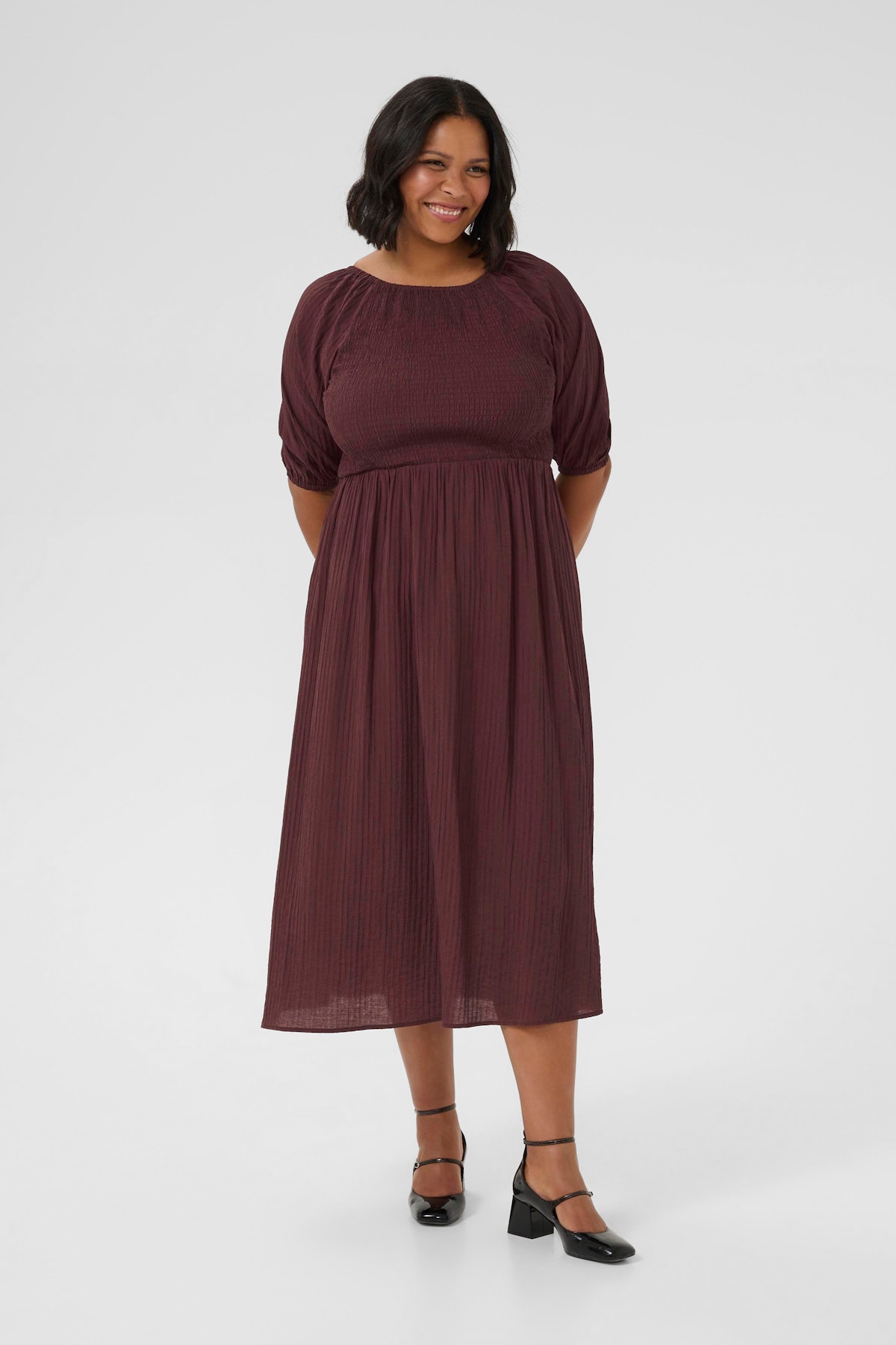 KClisana Smock Dress in fudge colour | KAFFE Clothing