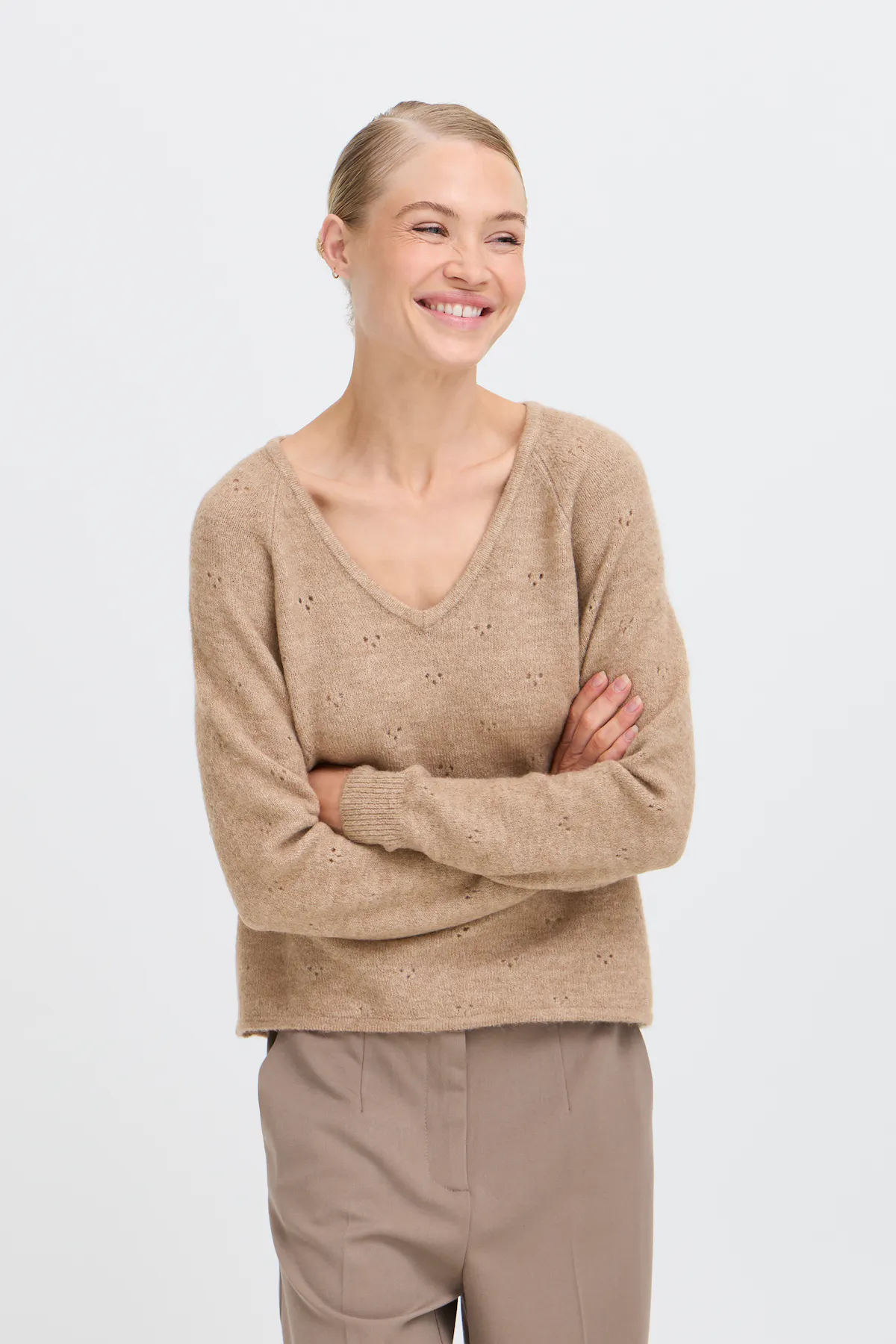 BYMONNA Pullover in walnut melange colour | b.young