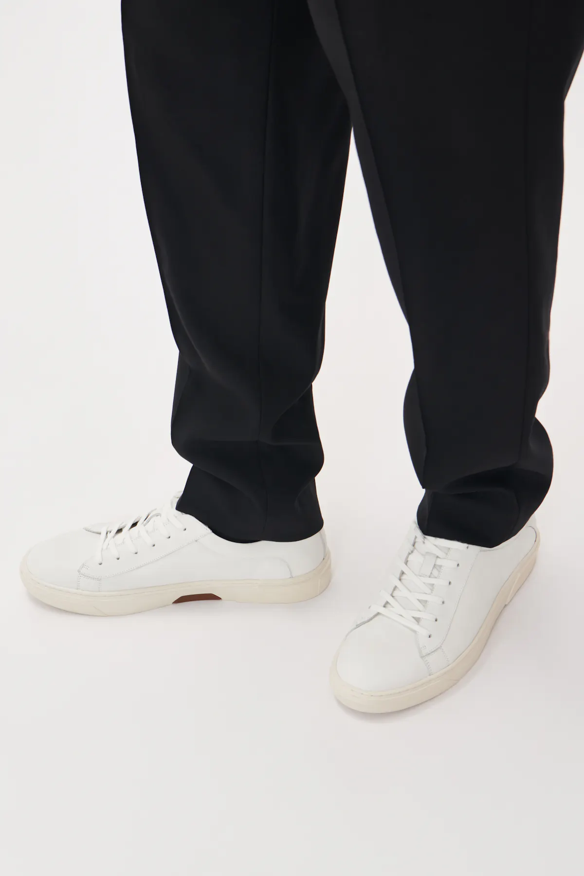 MAThor Leather Shoe in white colour | Matinique