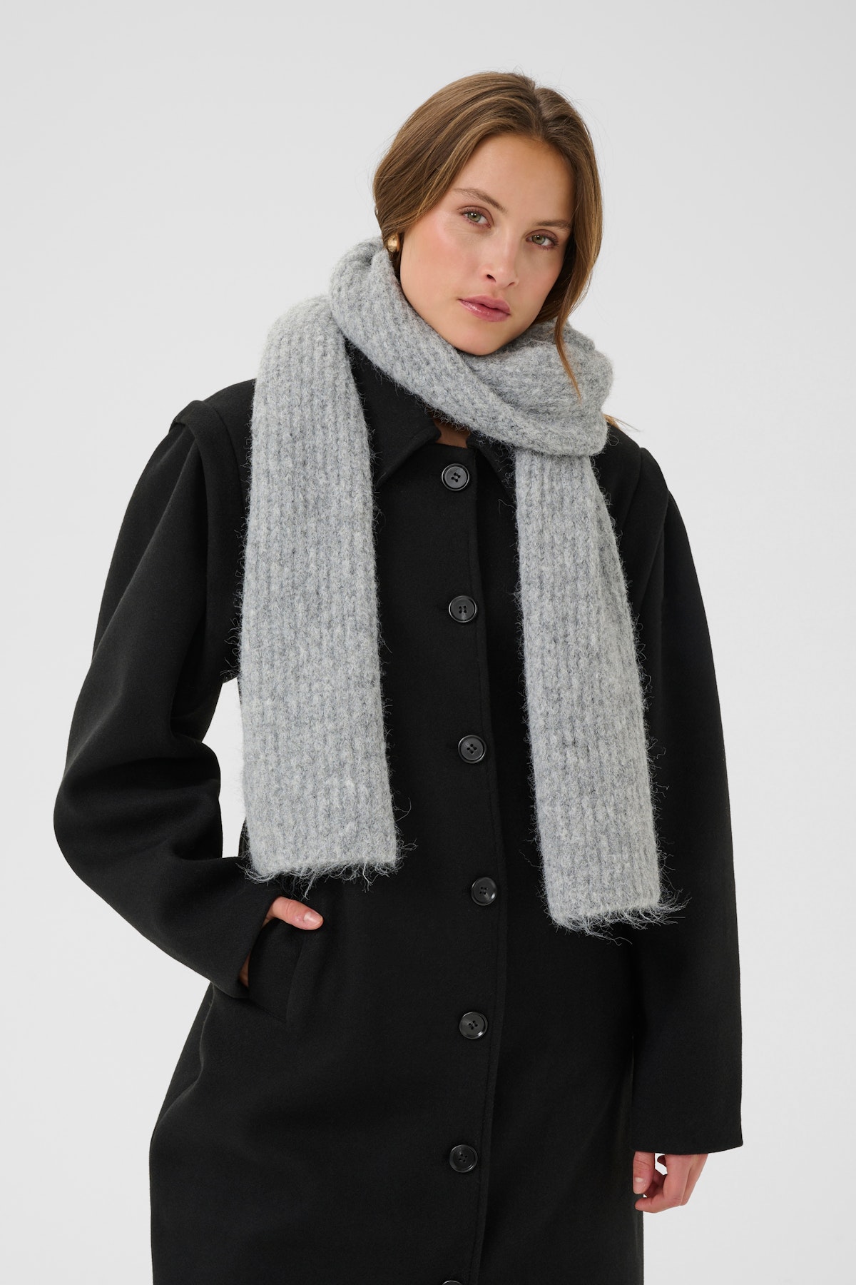 KAhenry Scarf in grey melange colour | KAFFE Clothing