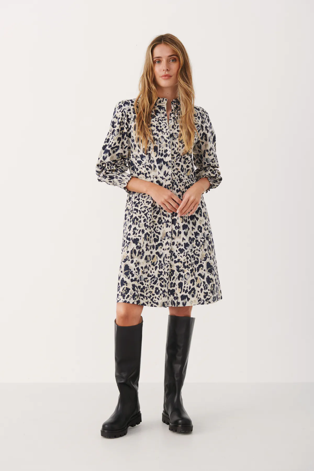RuthiePW Kleid in neutral leo print baumwolle
