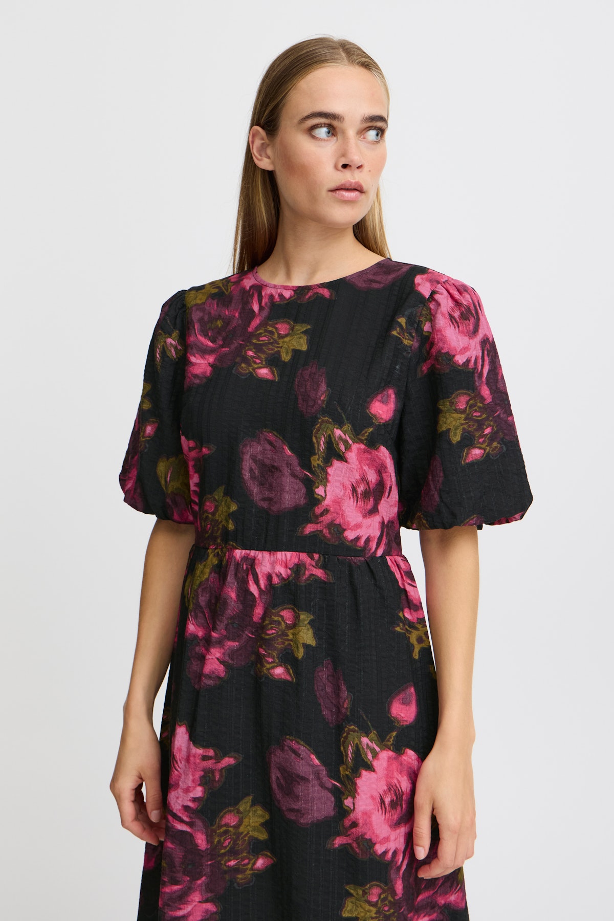 IHFELIVO Dress in fig flower aop colour | ICHI