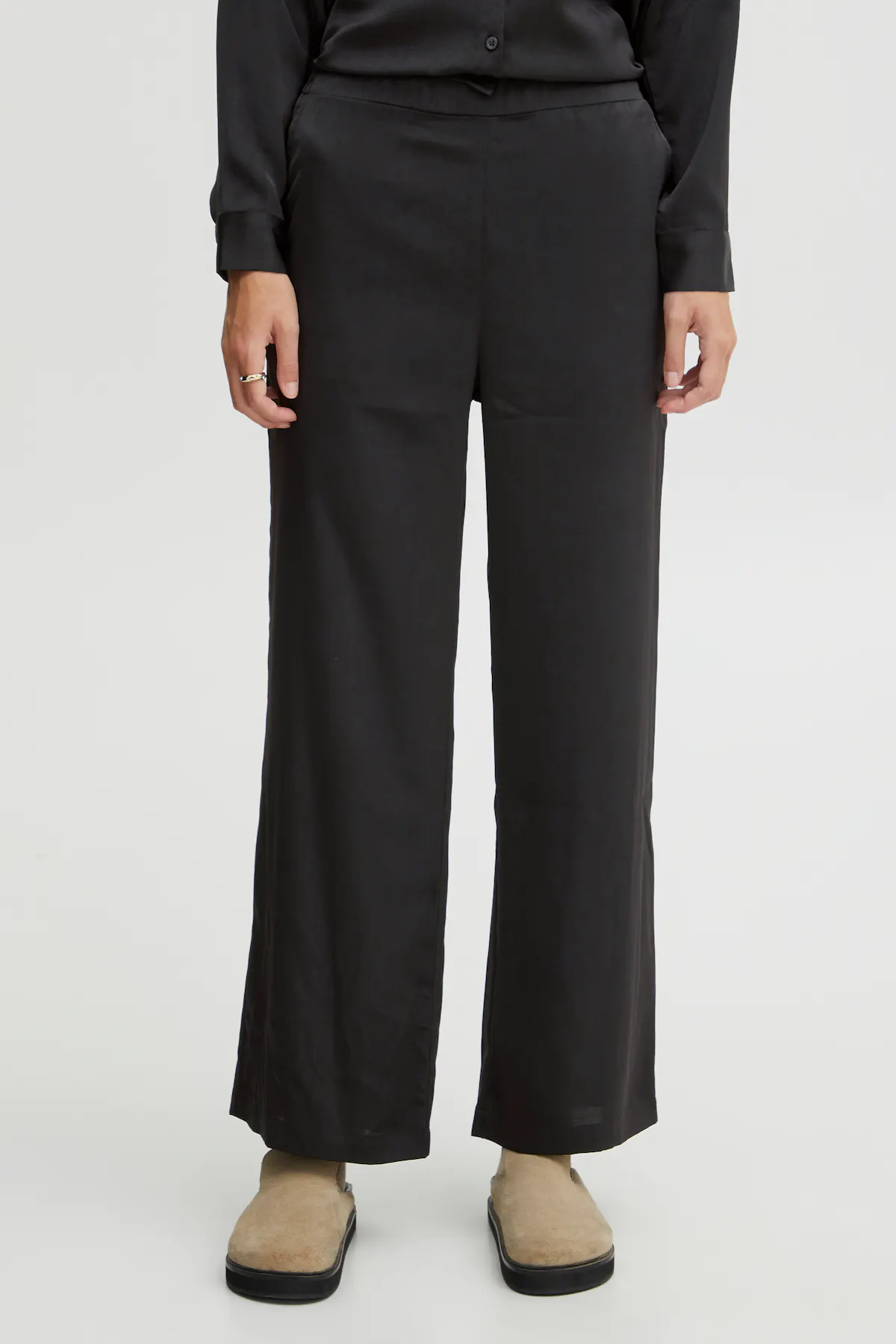 IXNALAN Bukser i black polyester | ICHI