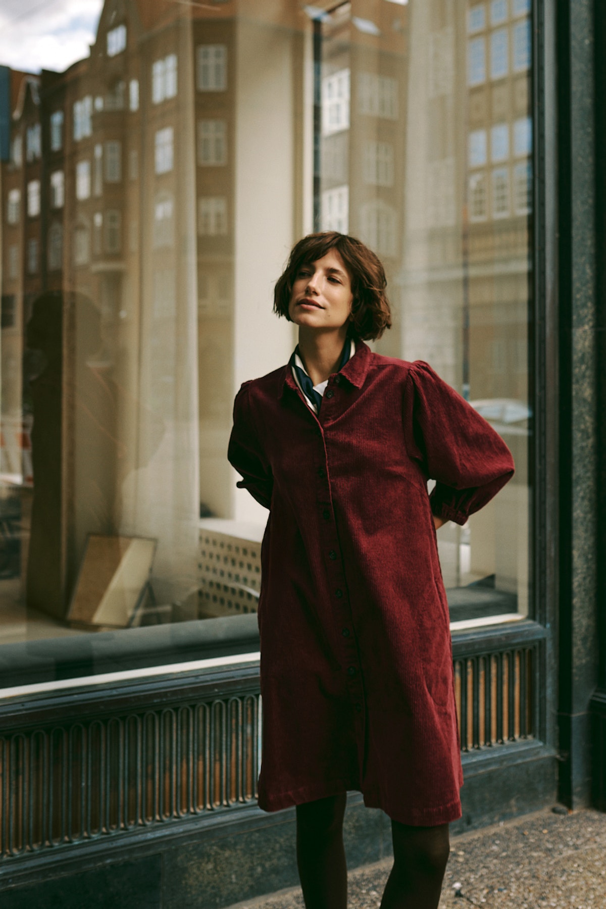 EleinaPW Manchesterklänning i tawny port färg