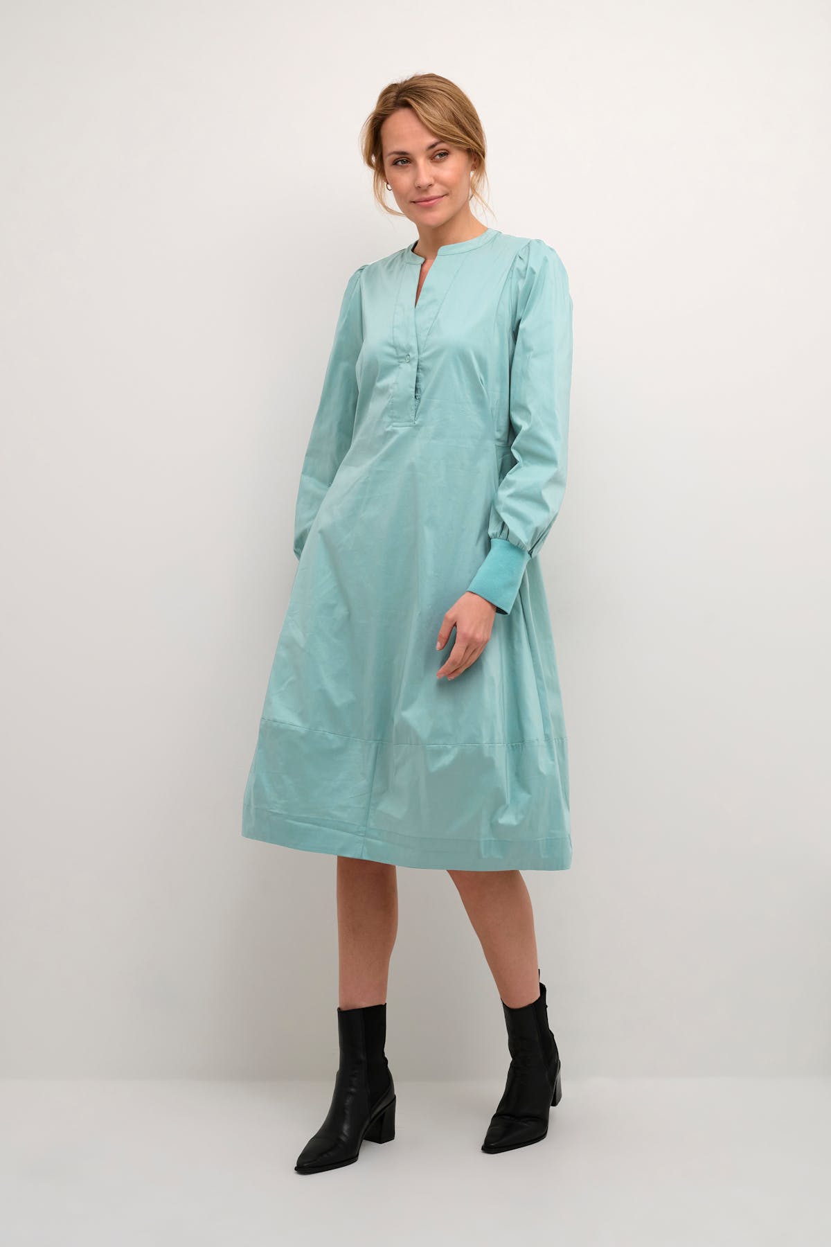 CUantoinett Dress in green milieu colour | CULTURE
