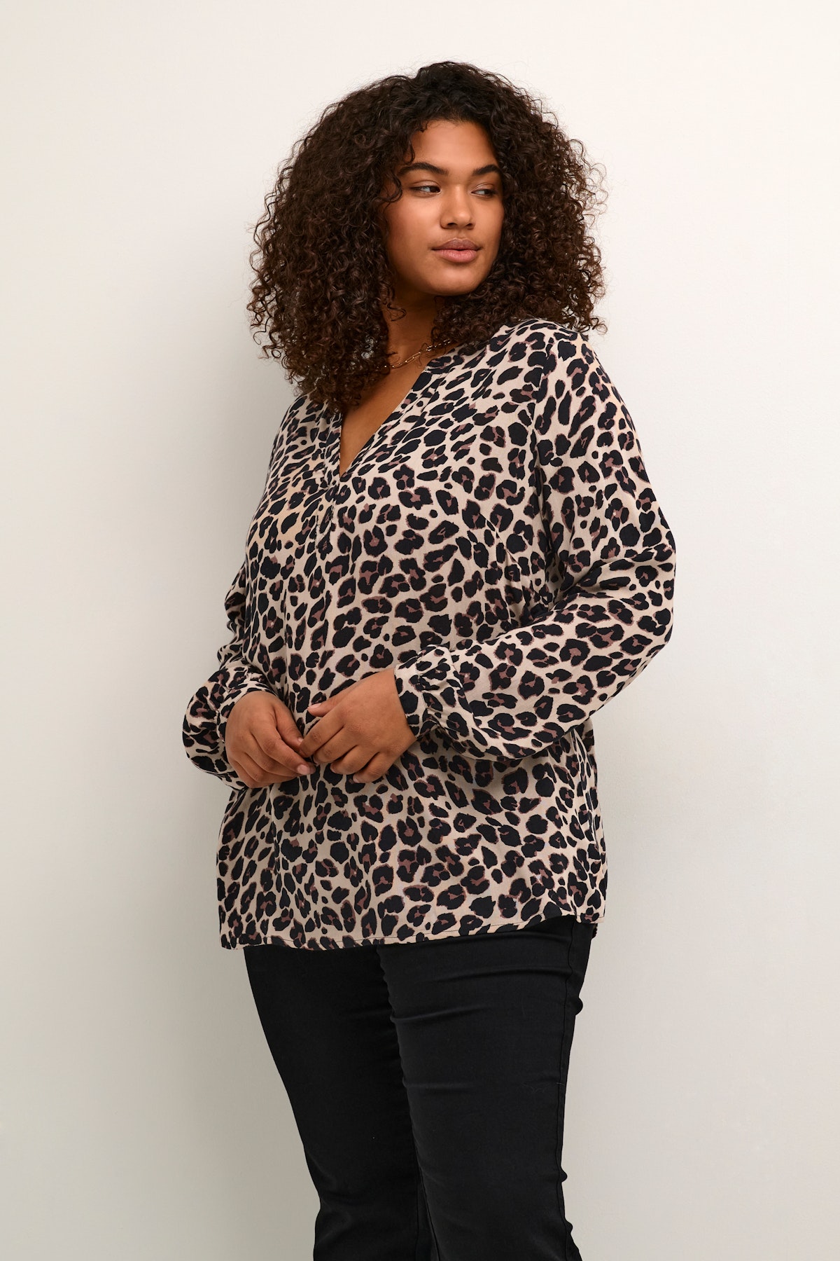 KCmirta Leopard Blouse in leopard print viscose | KAFFE Clothing